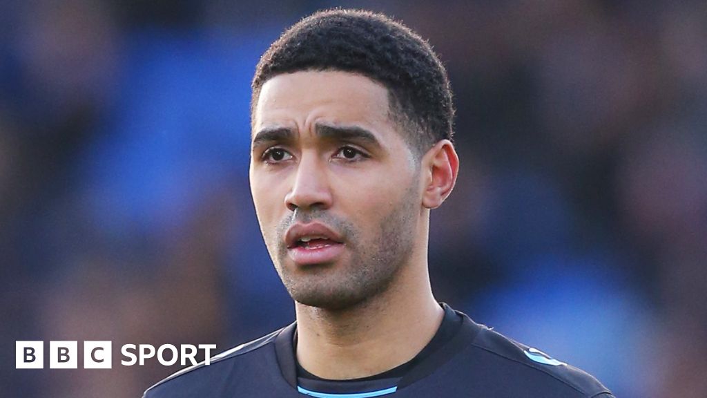 Lewis McGugan: Northampton Town sign ex-Sheffield Wednesday midfielder ...