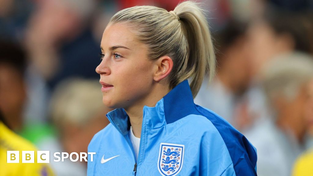 Alessia Russo: England forward on lockdown weight loss and returning to ...