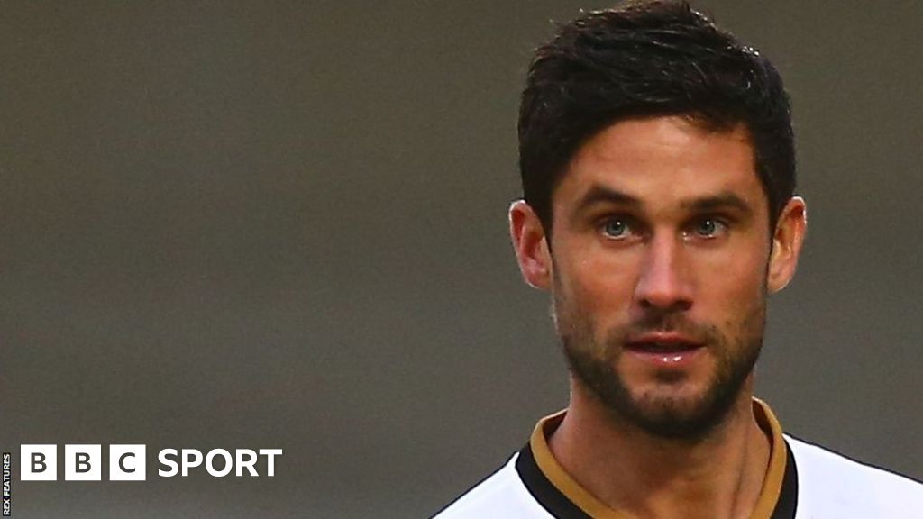 Andrew Surman: MK Dons midfielder signs contract extension - BBC Sport