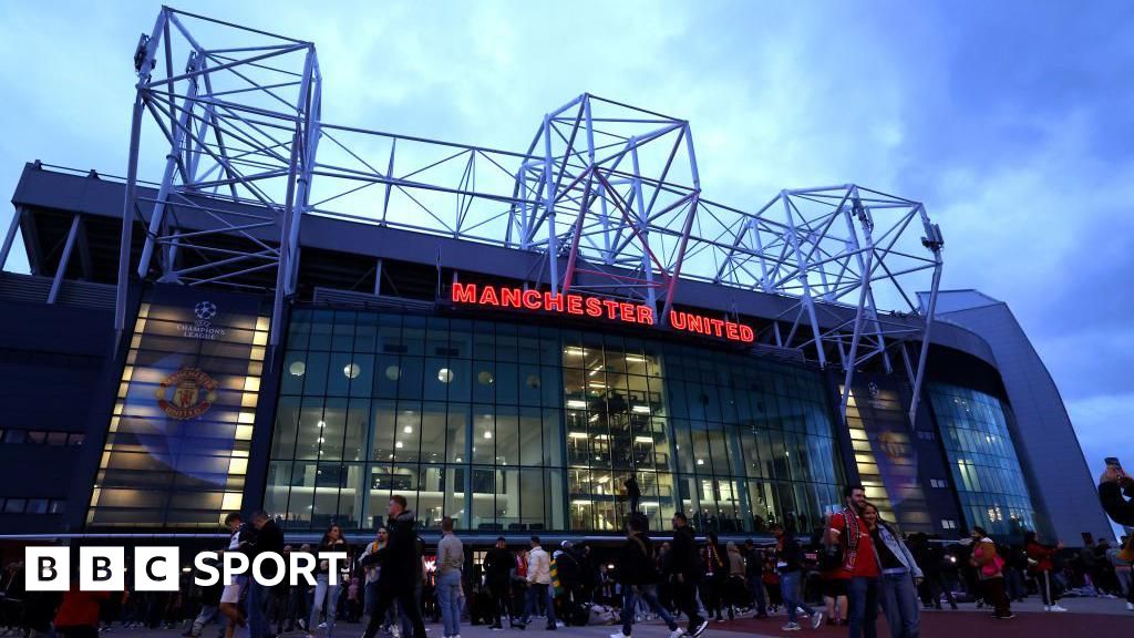 Manchester United ownership saga drags on - BBC Sport