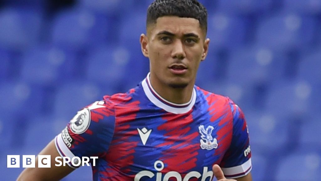 Luke Plange: Lincoln City sign Crystal Palace striker on loan - BBC Sport