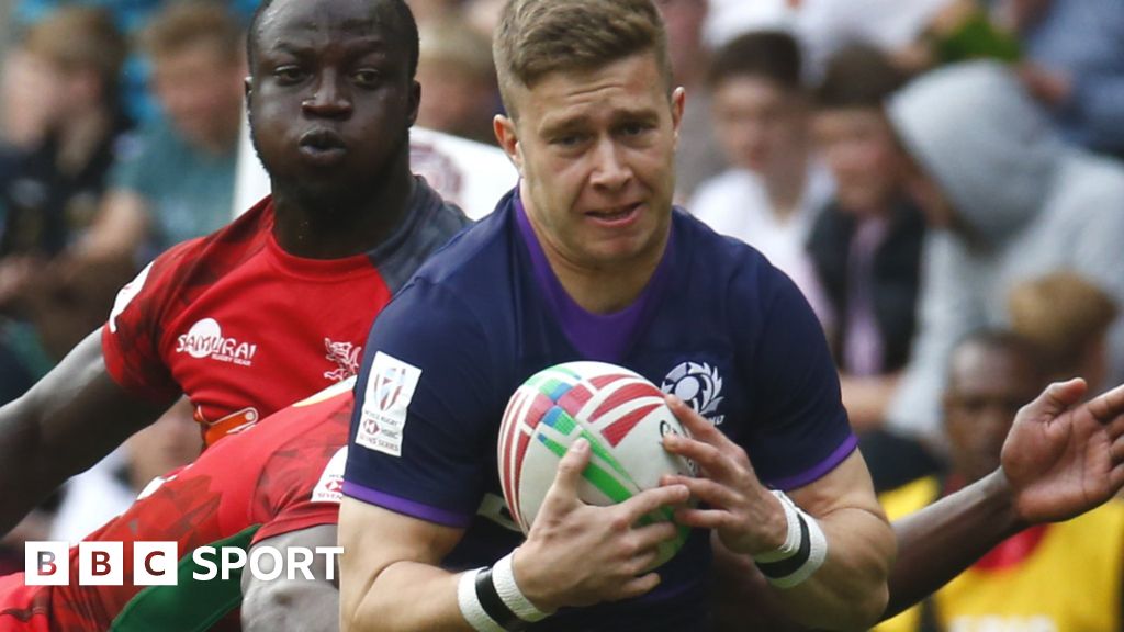Kyle Rowe: London Irish sign winger from Edinburgh - BBC Sport