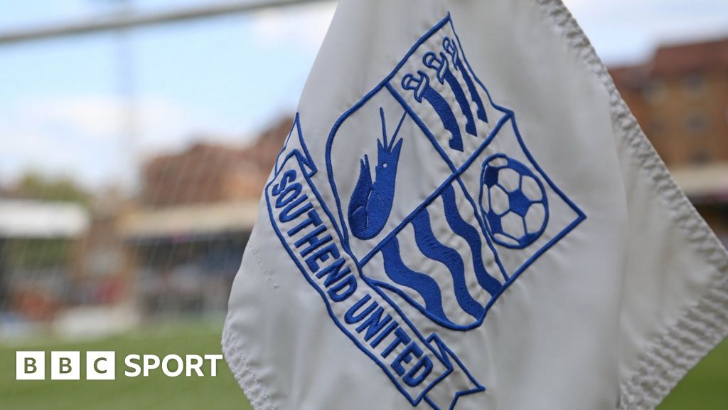 Charlie Sayers: Southend teenage prospect joins Tottenham for ...