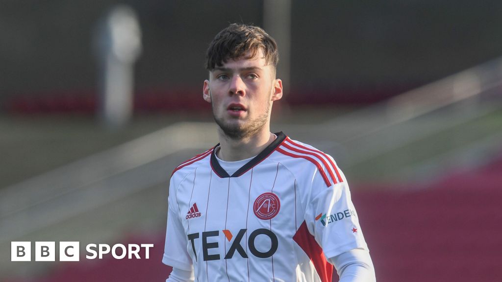 Liam Harvey leaves Aberdeen for Buckie Thistle - BBC Sport