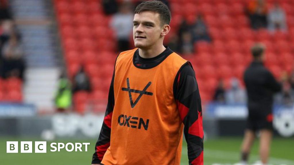 Owen Bailey: Doncaster midfielder signs new three-year contract - BBC Sport