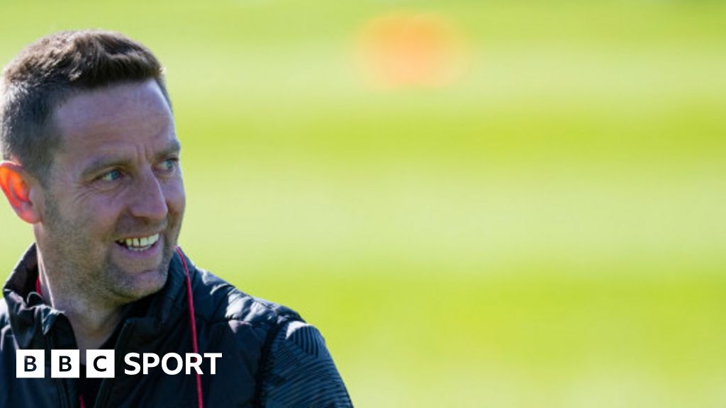 MacLean on - BBC Sport