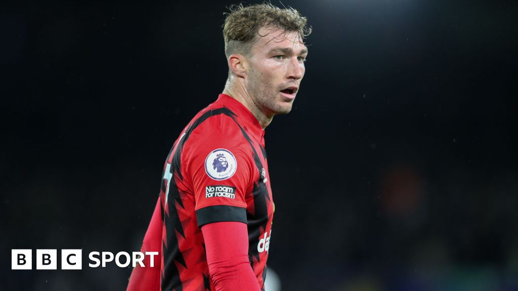 Jack Stacey to depart Bournemouth - BBC Sport