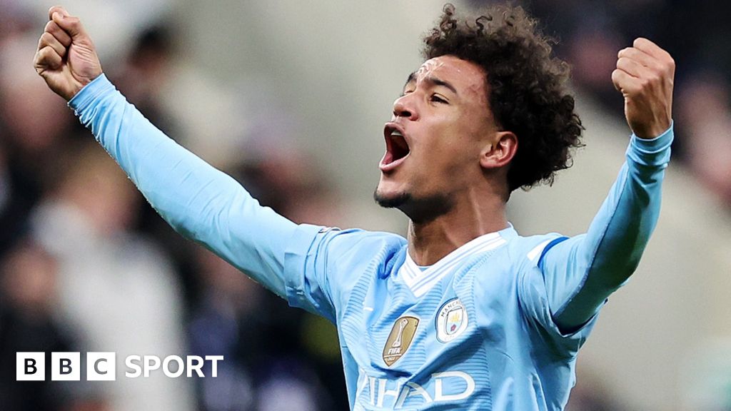 Newcastle United 2-3 Manchester City: Oscar Bobb scores stoppage-time ...