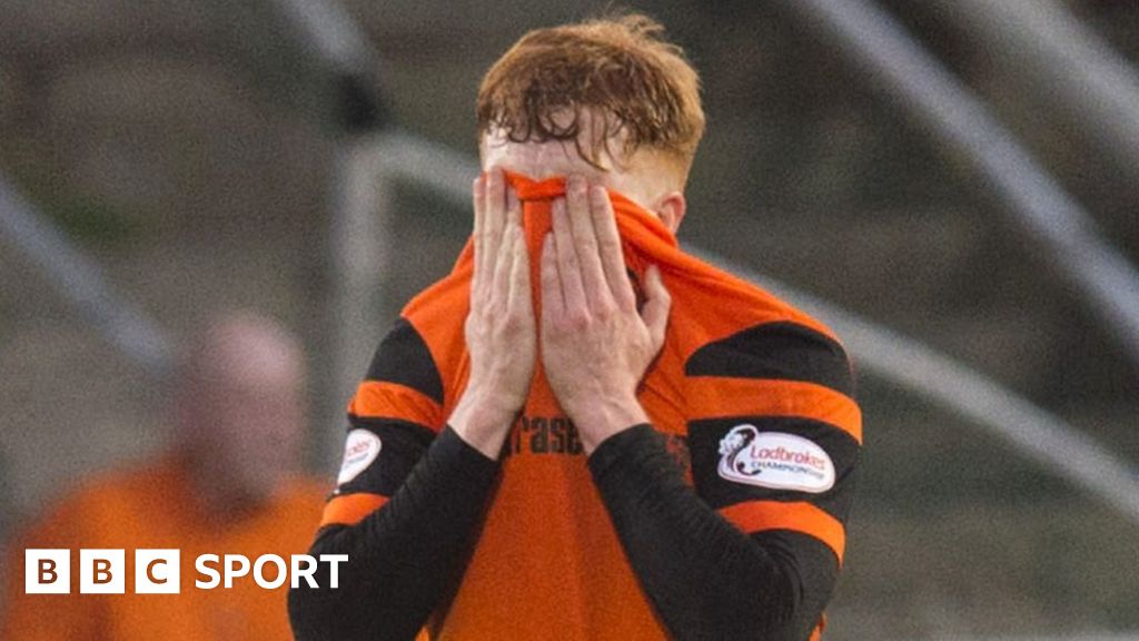 Dundee Utd's Simon Murray free to face Hamilton after appeal against ...