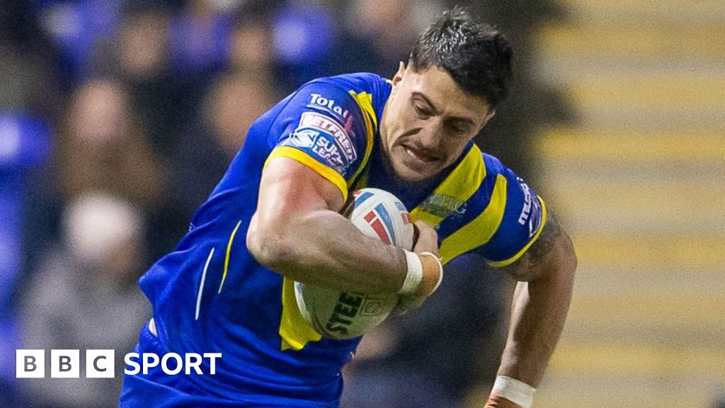 Anthony Gelling: Warrington centre available for selection despite ...