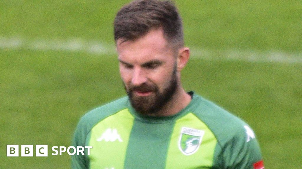 Matt Loaring: Guernsey FC stalwart 'getting better and better' - BBC Sport