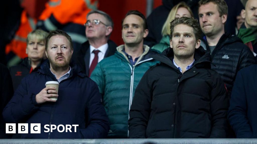 Southampton: Leadership 'have lost relationship with the fans' - BBC Sport