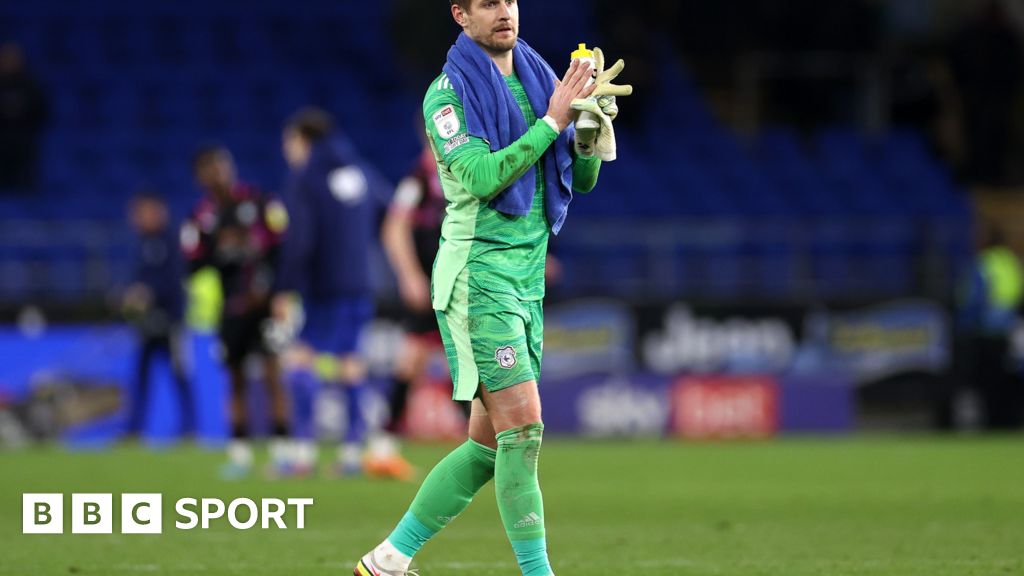 Former Cardiff City goalkeeper Alex Smithies calls time on career - BBC ...