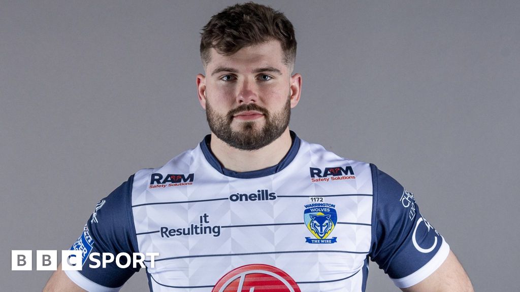 Rob Butler: Warrington prop alleges homophobic abuse in reserve game v ...