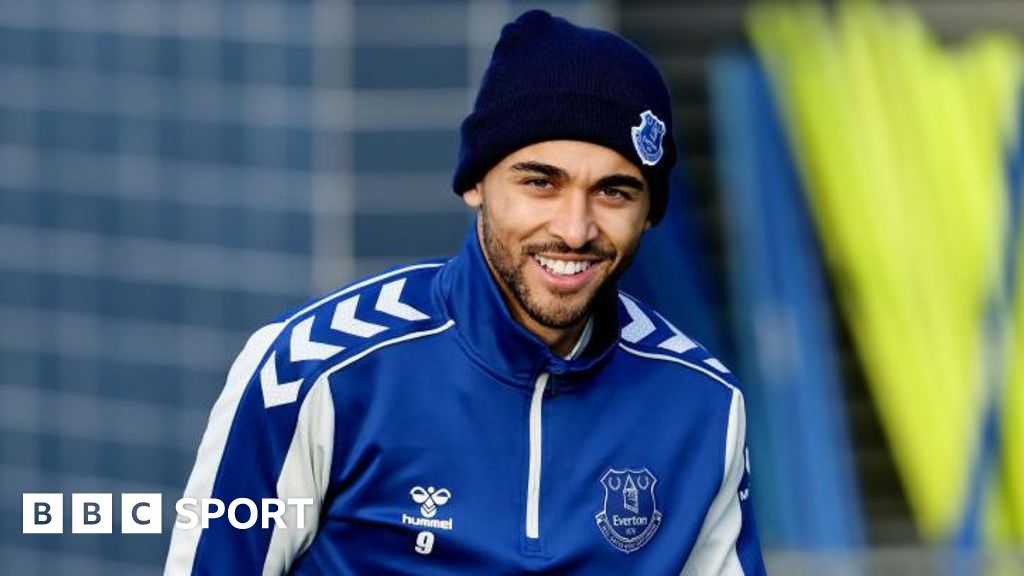 Calvert-Lewin hopeful of Boxing Day return - BBC Sport