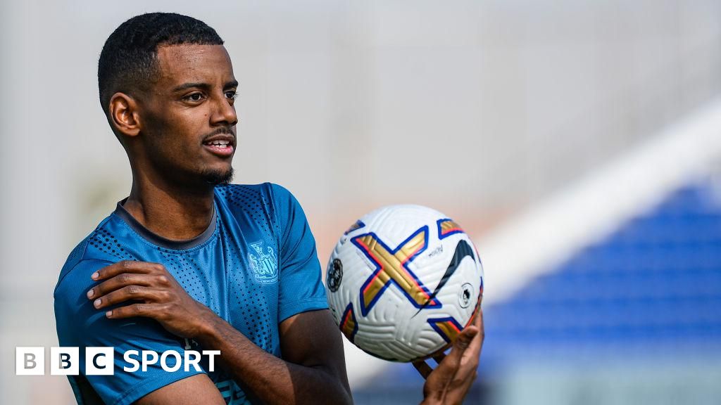 Newcastle: 'Isak is getting closer all the time' - BBC Sport