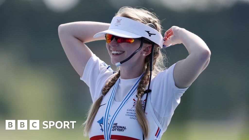 Erin Kennedy: Cox named in GB rowing squad while having breast cancer ...