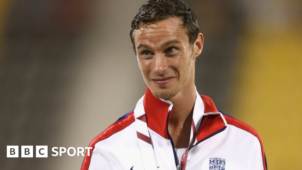 IPC World Athletics: Paul Blake retains T36 800m world title - BBC Sport