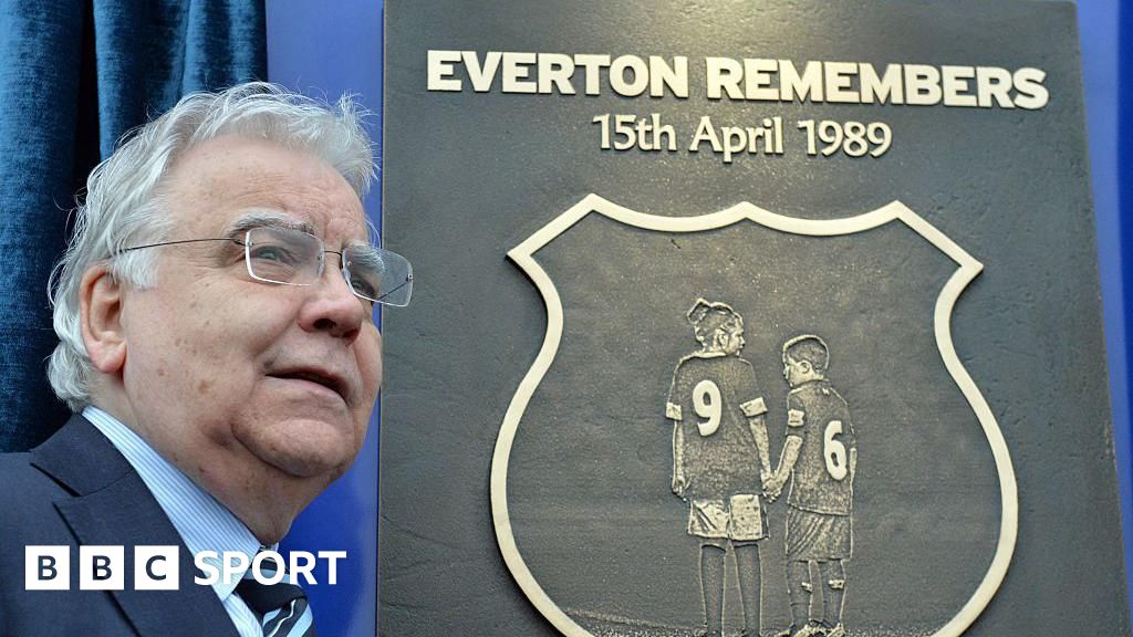 Bill Kenwright: 'A huge Evertonian who served and loved his club to ...