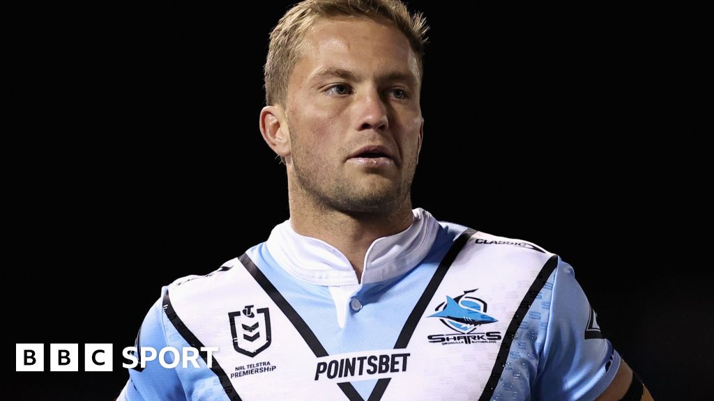 Matt Moylan: Leigh Leopards sign former Cronulla Sharks half-back - BBC ...