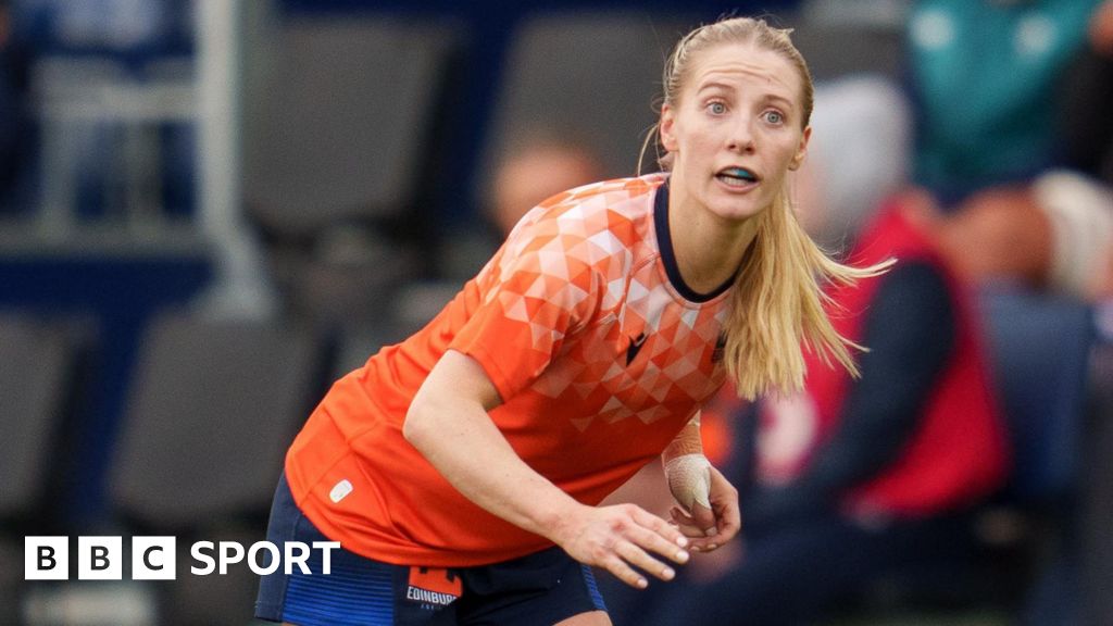 Maxwell returns for Lightning - BBC Sport