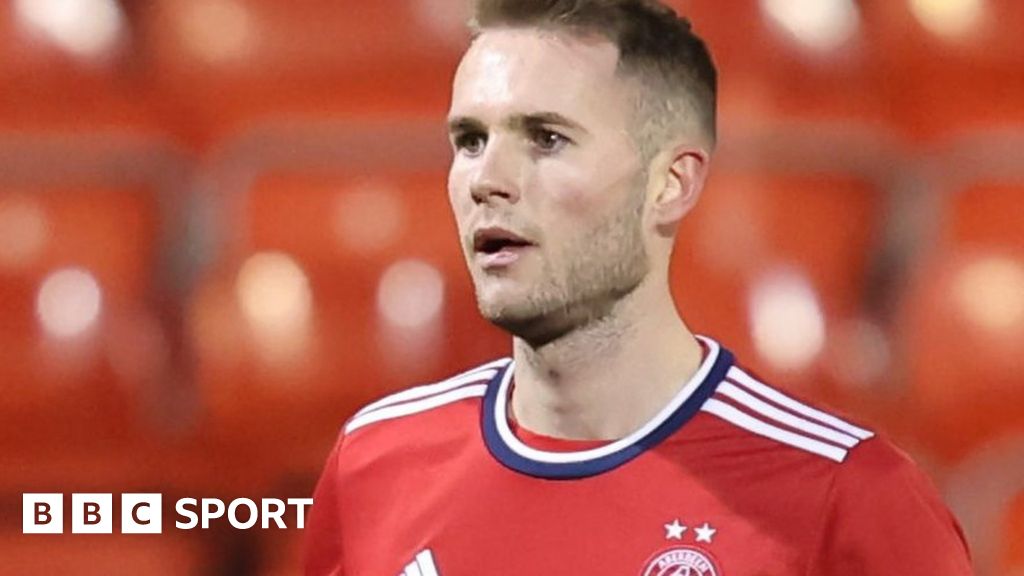 Teddy Jenks: Brighton midfielder joins Crawley on loan - BBC Sport