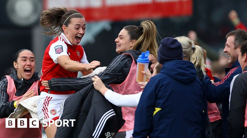 Arsenal 2-1 Manchester City: Katie McCabe gives hosts comeback win in ...