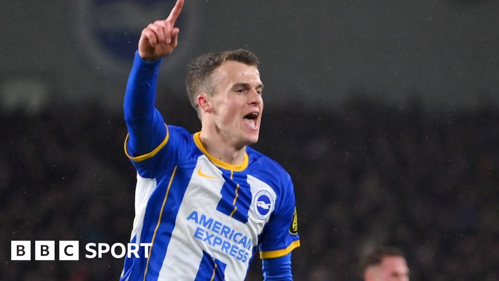 Solly March: Brighton winger signs new contract until 2026 - BBC Sport