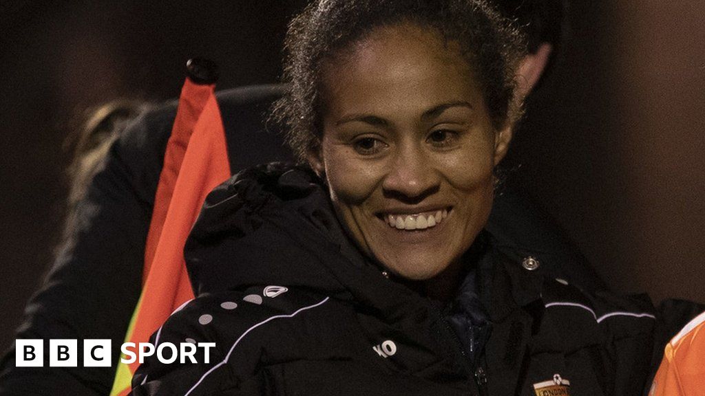 Rachel Yankey: England legend 'teaches set-pieces while holding ...