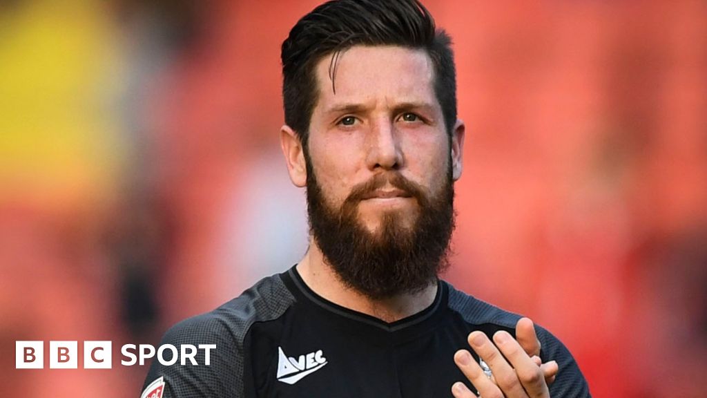 Jacob Butterfield: Luton Town sign Derby County midfielder - BBC Sport