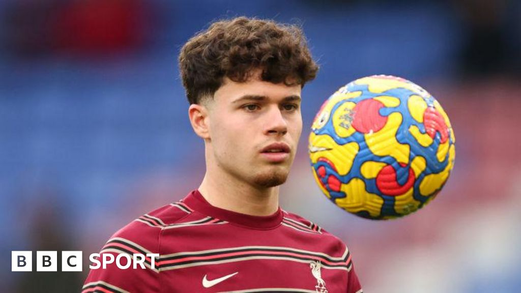 Williams joins Fulham on loan - BBC Sport