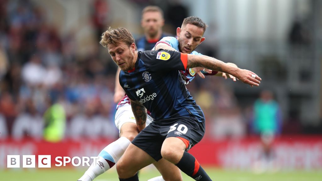Luton Town: Luke Freeman released by mutual agreement - BBC Sport