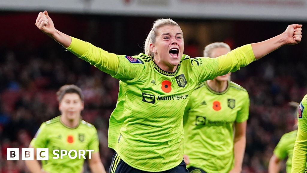 Arsenal 2-3 Manchester United: Gunners' perfect WSL start ended by late ...