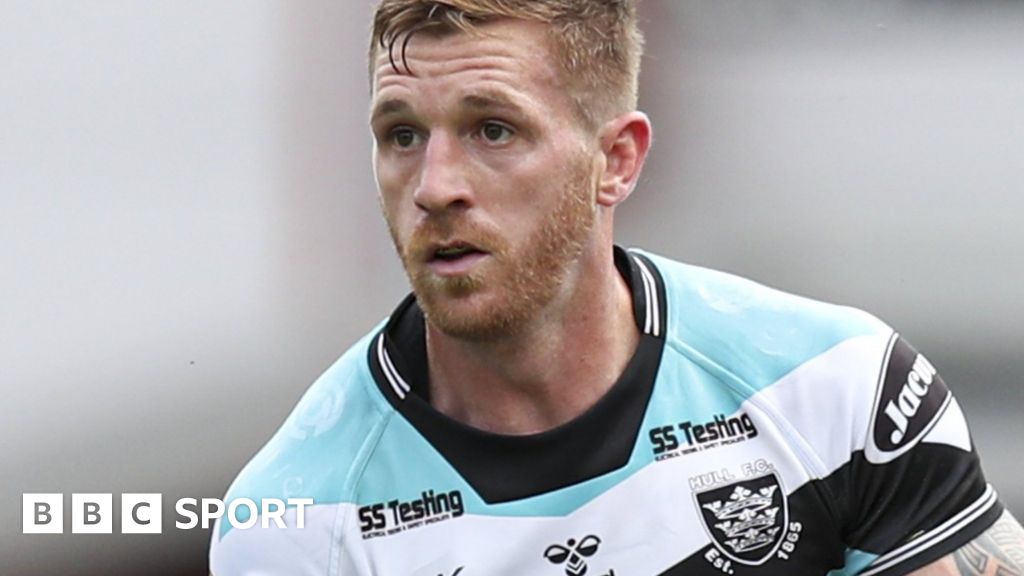 Marc Sneyd: Salford Red Devils sign Hull FC scrum-half on three-year ...
