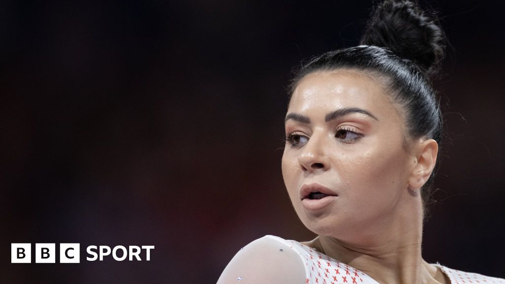 Claudia Fragapane: British gymnast and five-time Commonwealth Games ...