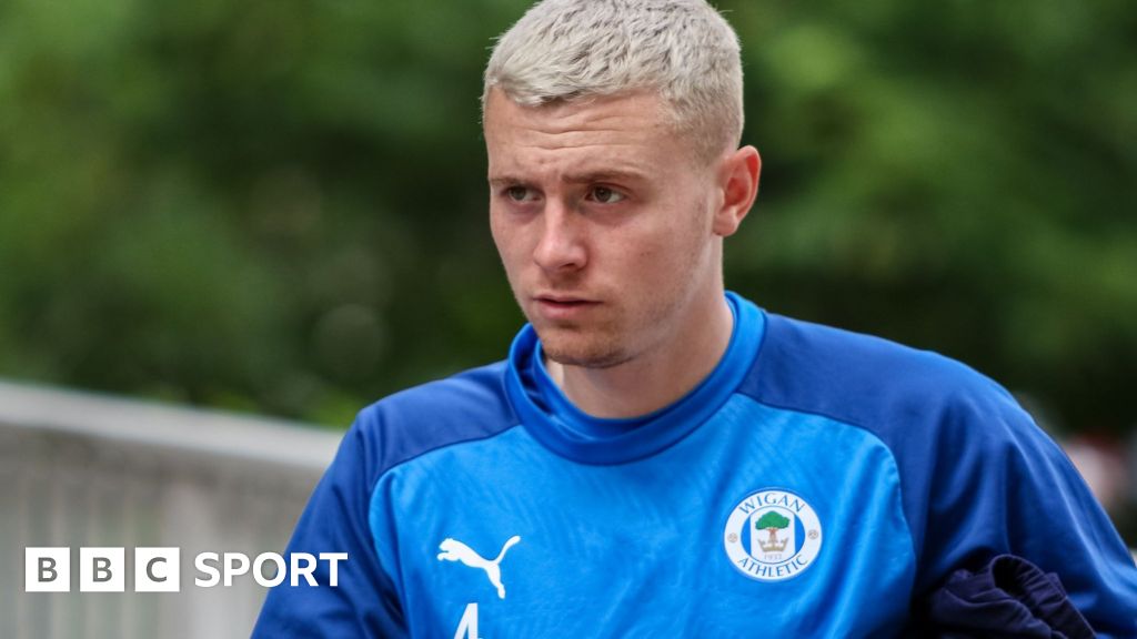 Lewis Macleod: Plymouth sign midfielder after Wigan departure - BBC Sport