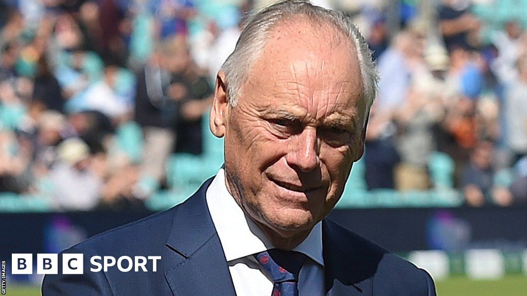 Yorkshire racism scandal: Colin Graves says calling Azeem Rafiq to apologise did not feel ...