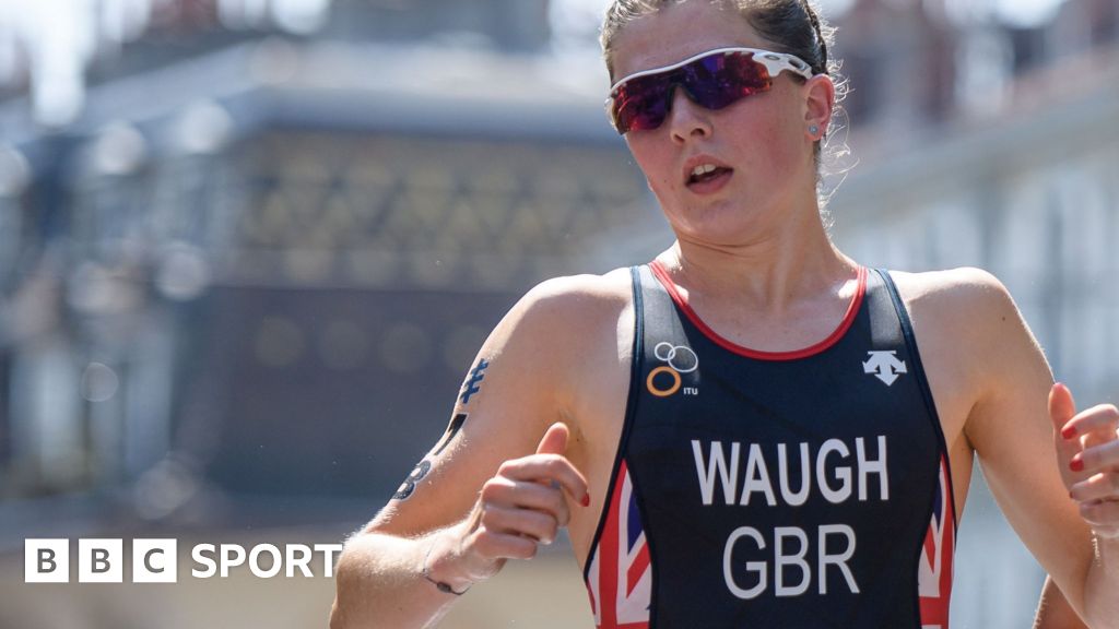 Super League Triathlon: Great Britain's Kate Waugh wins women's overall ...