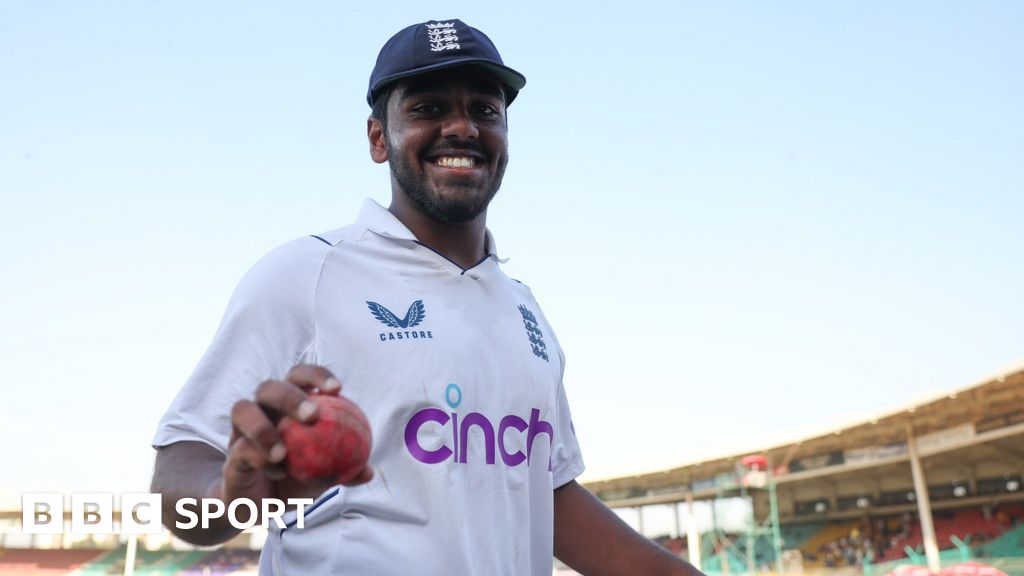 Rehan Ahmed: England's 18-year-old spinner to enter Indian Premier ...