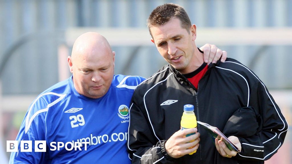 Stephen Baxter: Irish League managers react to Crusaders' manager ...