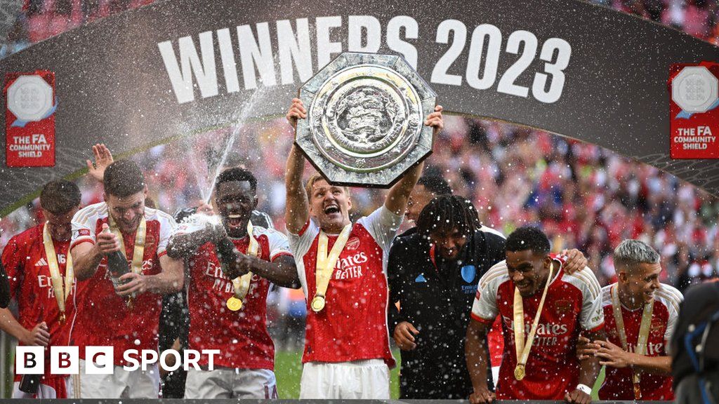 Arsenal 1-1 Manchester City (4-1 on pens): Gunners win shootout to ...