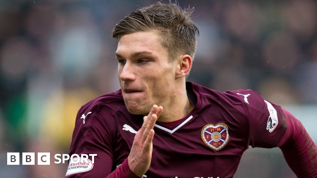 Gavin Reilly: Hearts forward joins Dunfermline Athletic on loan - BBC Sport