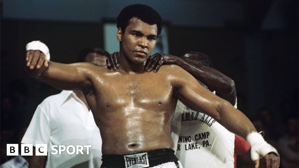 Muhammad Ali: Boxer's incredible career in numbers - BBC Sport