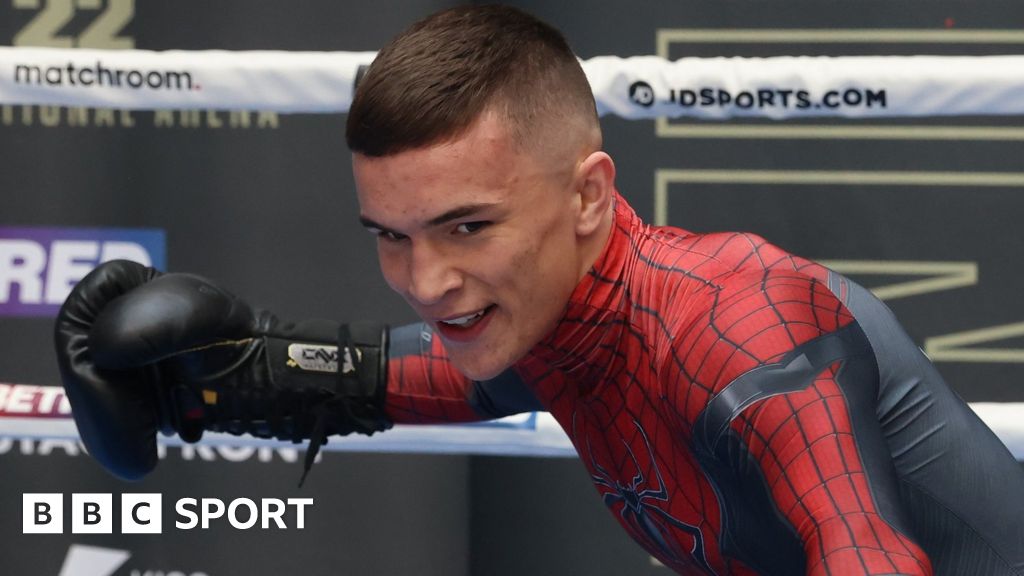 Brandon Scott: Flamboyant Welsh featherweight says he will be 'best in ...