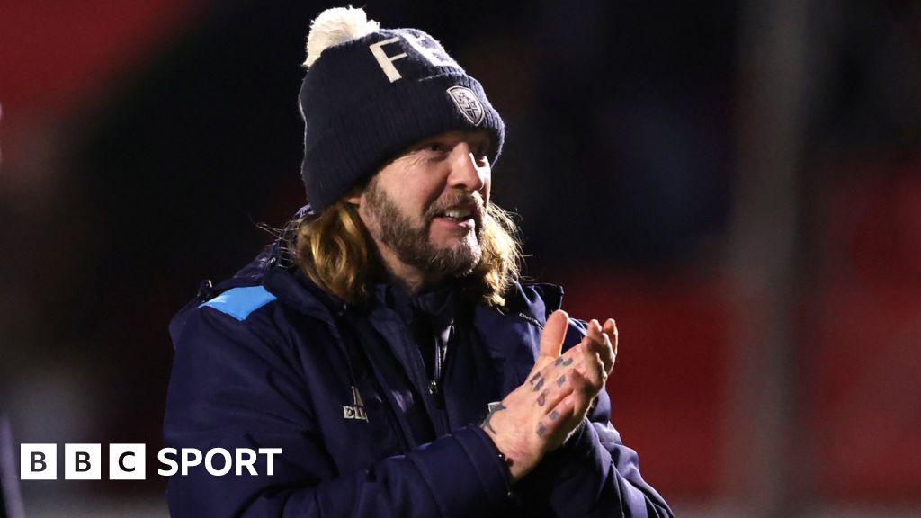 Sean Long: Oldham name former Great Britain and England half-back as ...