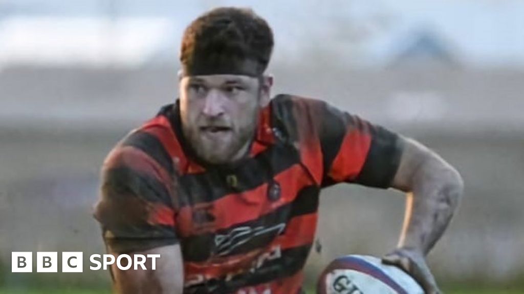George Mitchell: Cornwall sign player from landlords Penryn - BBC Sport