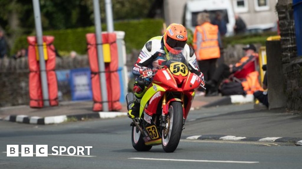 Manx GP: Rodger Wibberley awarded Spirit of the Manx - BBC Sport