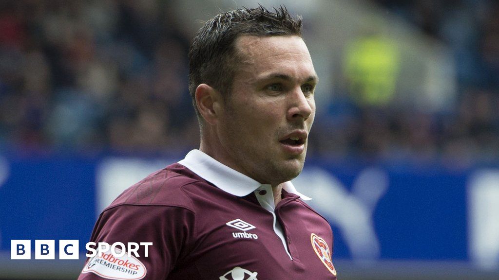 Don Cowie: Ross County sign midfielder from Hearts - BBC Sport
