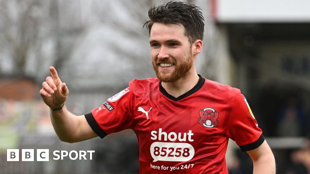 Paul Smyth: QPR re-sign forward from Leyton Orient - BBC Sport
