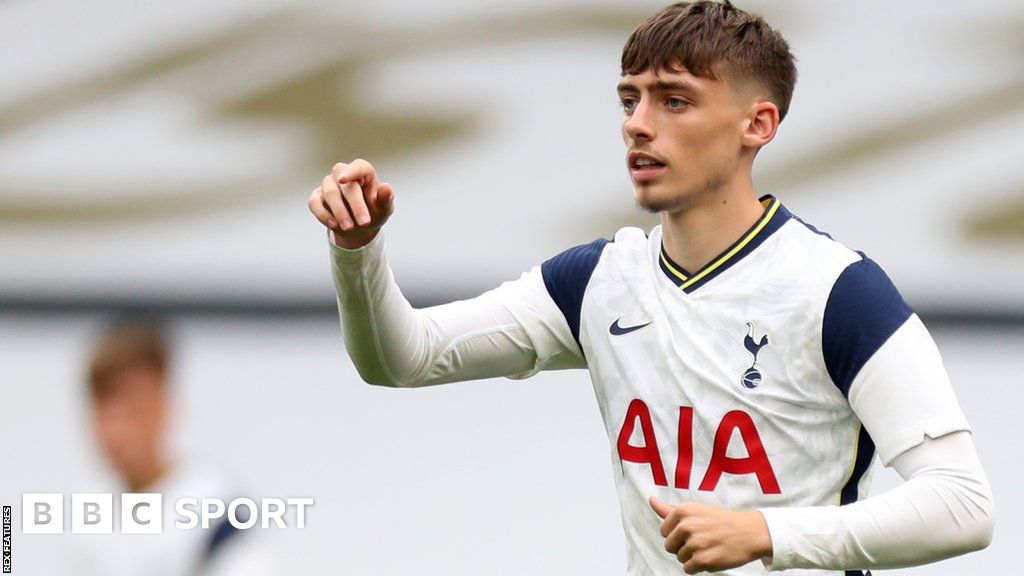 Oldham Athletic sign Jamie Bowden, Ousseynou Cisse, Danny Rogers ...